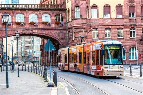 Stilvolle Frankfurt Oeffentliche Verkehrsmittel Fotosnie1875